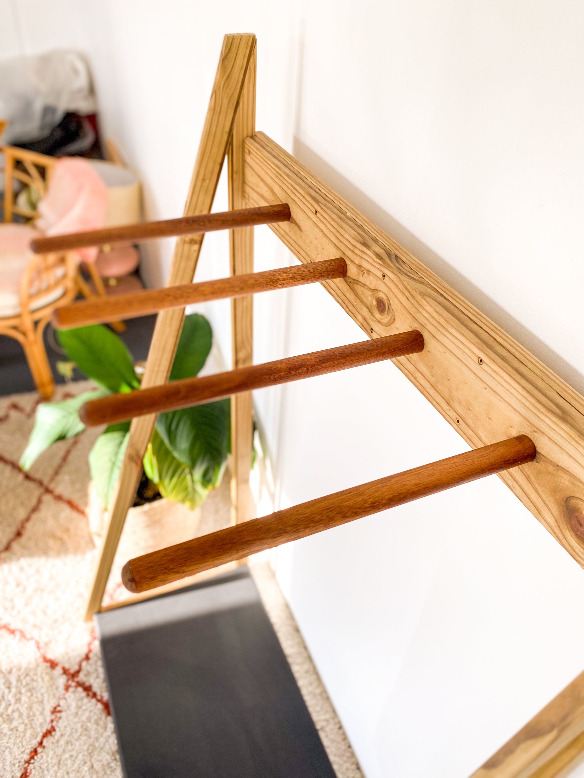 Outdoor Surfboard Rack | Surfboard Storage | Grandpa's Workshop